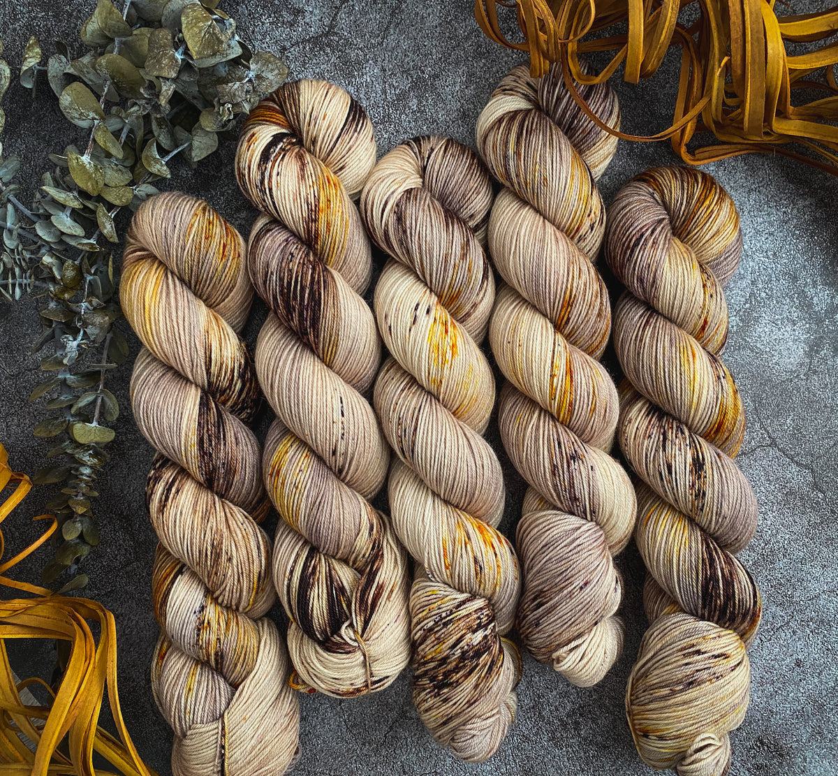 Pumpkin Praline - Myth Fingering – Dragon Hoard Yarn