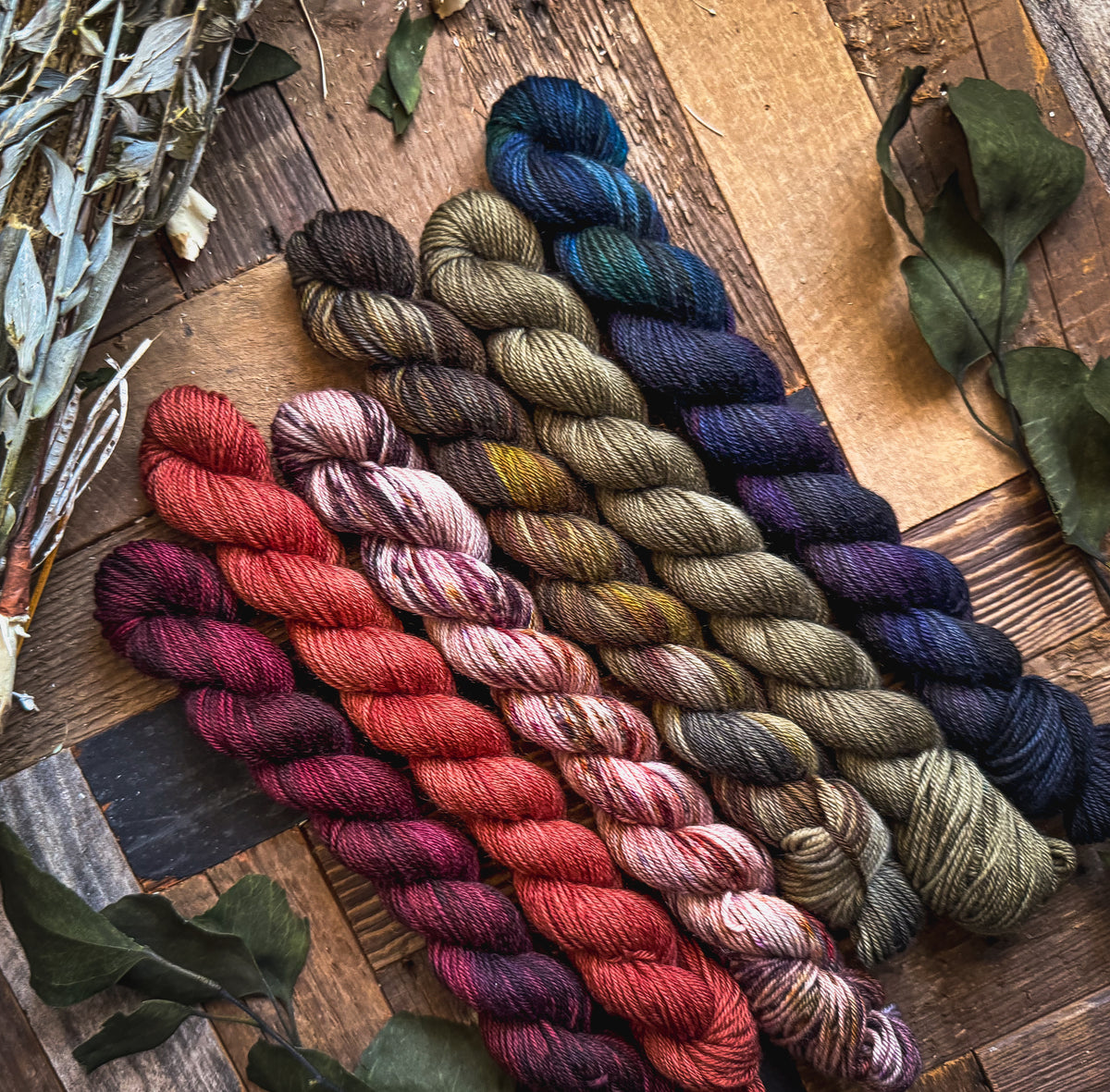 Aesthetic Collection | Mini Set – Dragon Hoard Yarn