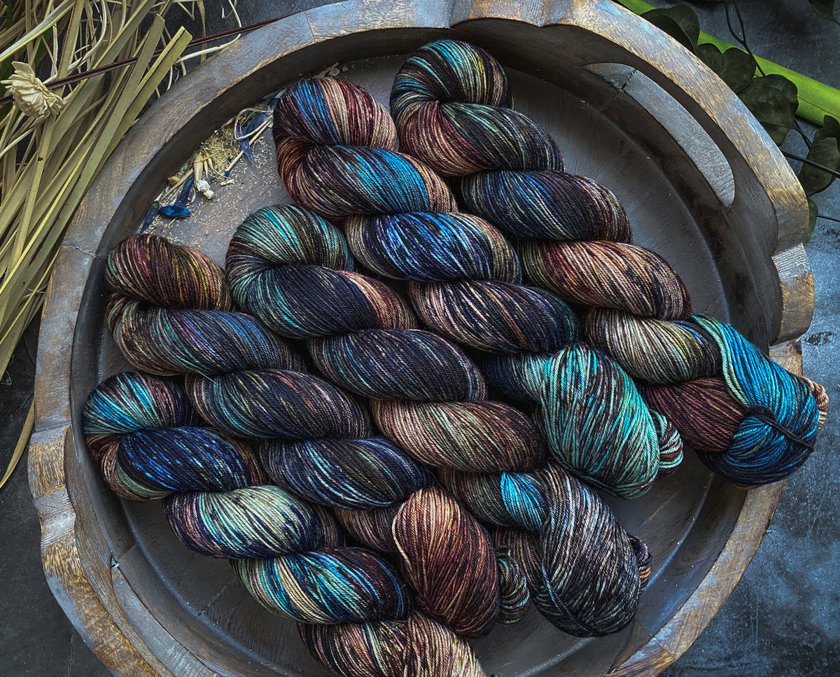 I Don’t Speak Firefly | Tolkien Themed Yarn - Myth Fingering – Dragon ...