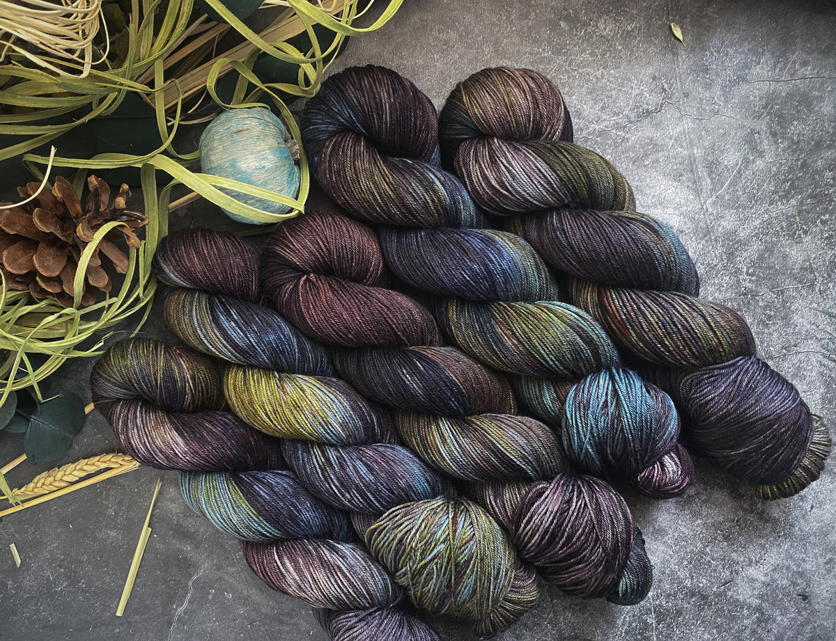 Achlys | Goddess Of Misery | Myth Fingering – Dragon Hoard Yarn